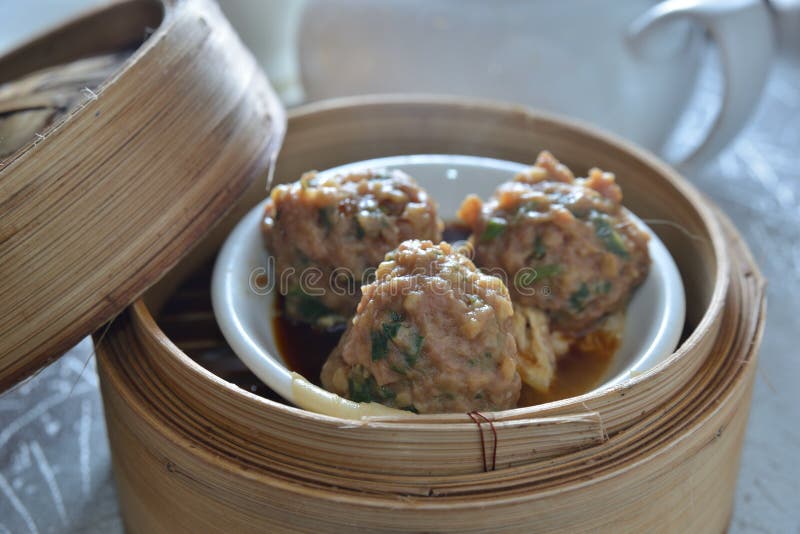 Beef ball dim sum stock image. Image of beef, chopstick - 22968139