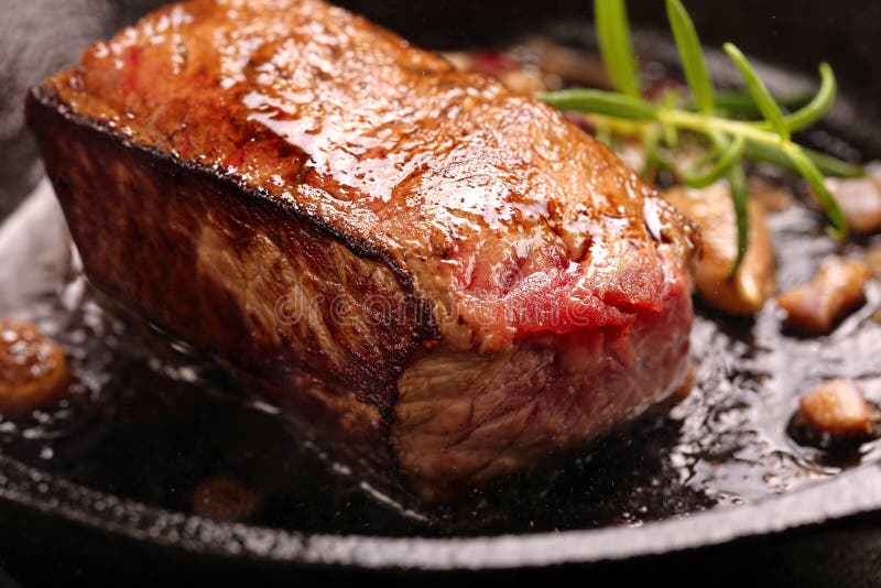 Beef Steak on Cast Iron Skillet Stock Photo - Image of roast, medium ...