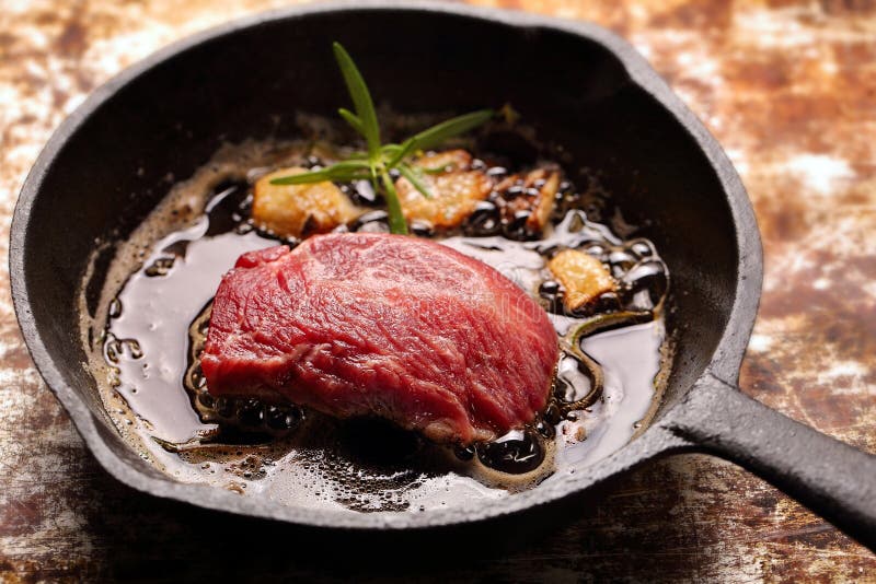 Beef Steak on Cast Iron Skillet Stock Photo - Image of ribeye, medium ...