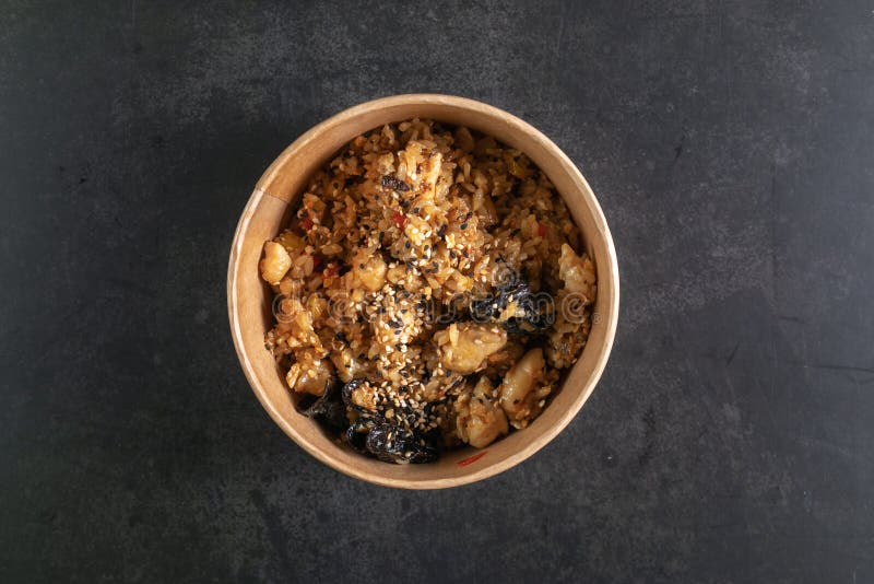 Beef Tahan Fried Japanese Rice with Vegetables and Slices of Beef in ...