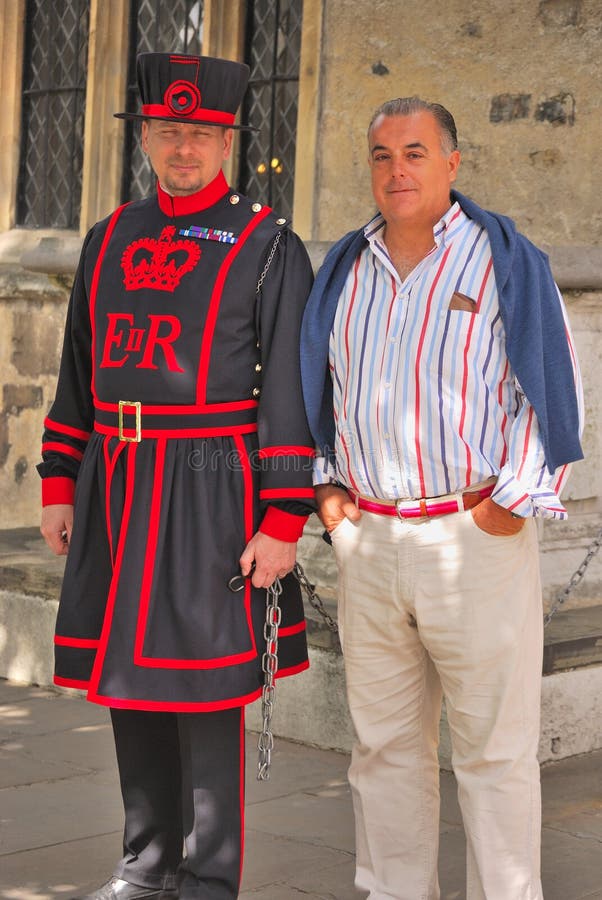 A Beefeater Guard at the Tower of London, England Editorial Photo ...