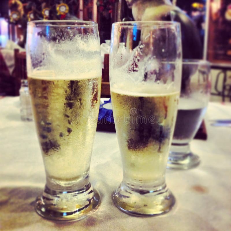 Beer in the restaurant stock image. Image of refrescante - 92572205