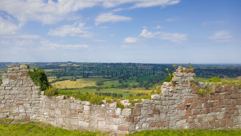 Beeston-Schloss Und Cheshire Plain, England Stockbild - Bild von ...