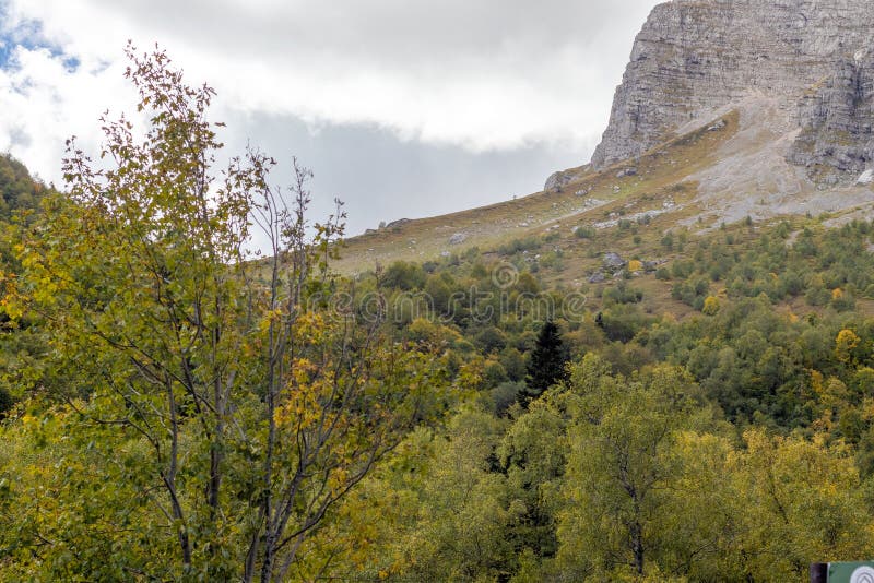 Autumn in the Highlands-panoramic Views of Mountain Ranges and Meadows ...