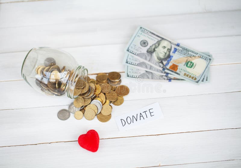 Begrip Doneren Jar Met Geld Op Witte Houtachtergrond Stock Afbeelding ...