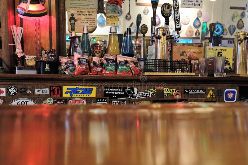 Bar or pub editorial photography. Image of alcohol, food - 20907097