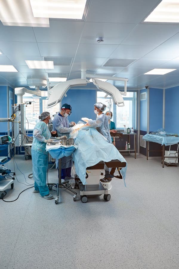 Behind the Doors of the Operating Room, Equipment and Medical Devices ...