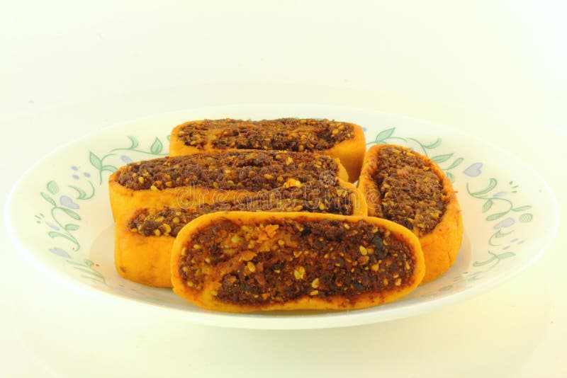 Recette Indienne Bhakhar Wadi, Beignets Photo stock - Image du céréale ...