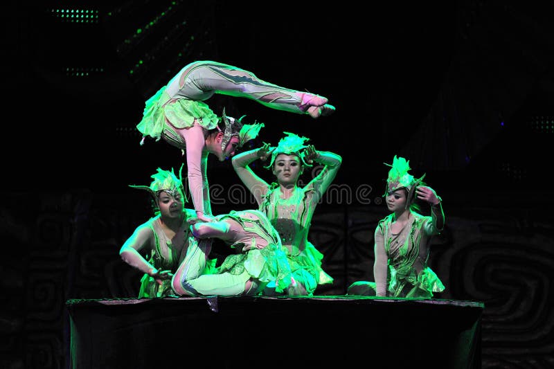 Asian Woman Practising Muay Thai Boxing Stock Photo - Image of asian ...