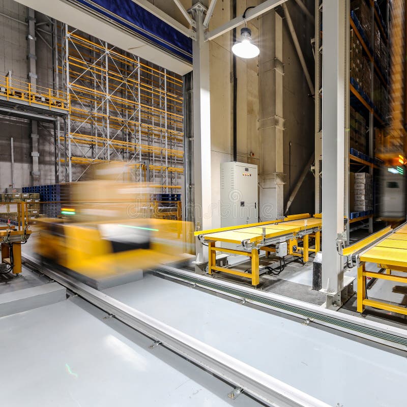 BEIJING, CHINA - JUNE 03, 2019: Modern Automation of Warehouse ...