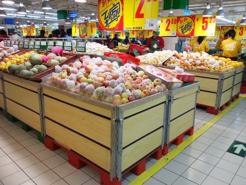 Supermarket editorial photography. Image of beverage - 30137392