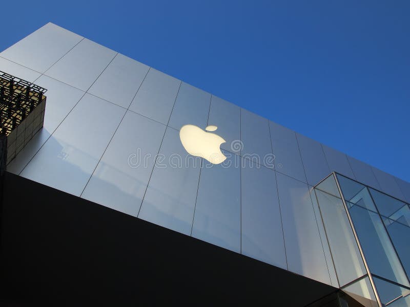 Beijing Shopping-Apple Flagship Store Editorial Photo - Image of ...