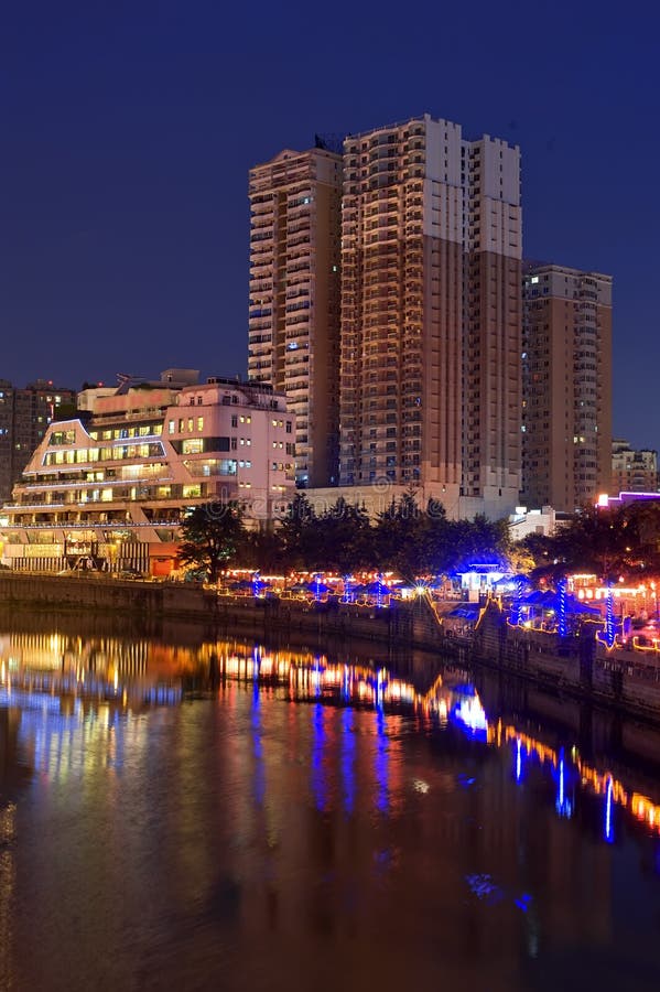 Beira-rio Das Cenas Da Noite Da Cidade De CHENGDU Imagem de Stock ...