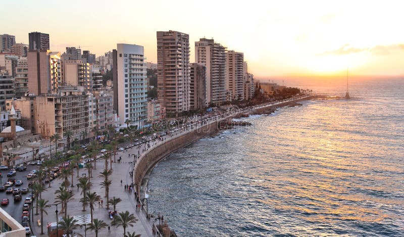 Beirut bei Sonnenuntergang stockfoto. Bild von horizontal - 30629068
