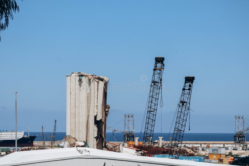 Massive Explosion Engulfs Oil Refinery in Flames at Dusk, Causing ...