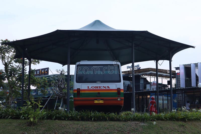 Ancient Bus in the Middle of the Park in the Morning Editorial Photo ...