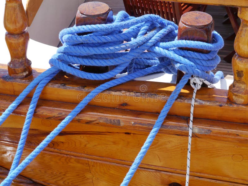 Belaying cleat stock image. Image of harbor, piles, nautical - 32626393