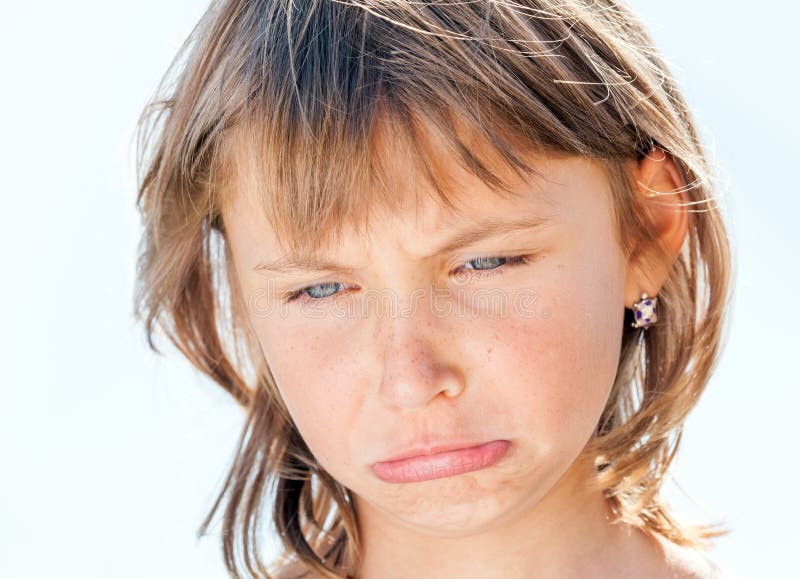 Beleidigtes Gesicht stockbild. Bild von blick, gesicht - 4199073