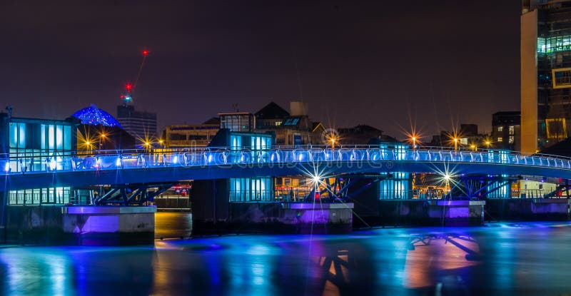 Belfast bridge editorial photo. Image of shutter, ireland - 111840251