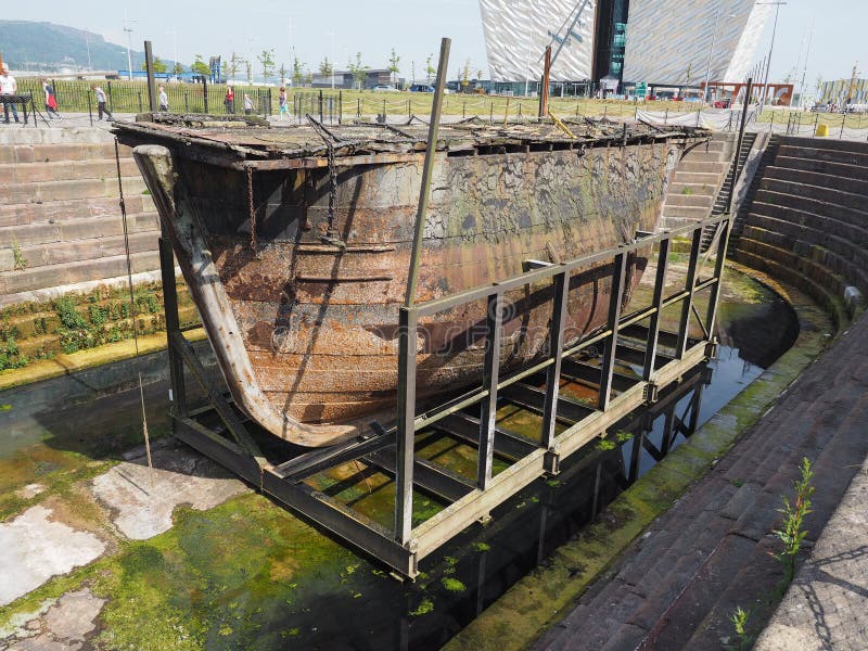 Caisson Gate Stock Photos - Free & Royalty-Free Stock Photos from ...