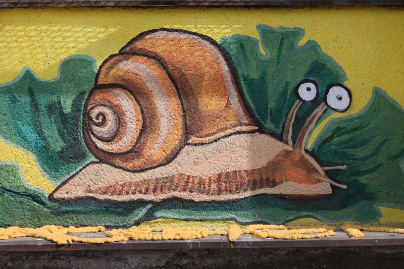 Belgrade Street Graffiti (snail) Editorial Image - Image of drawing ...