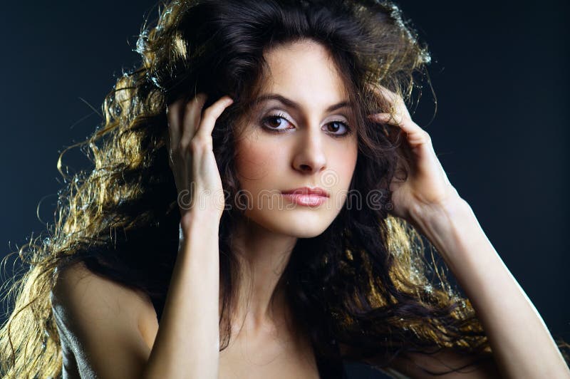 Bella signora fotografia stock. Immagine di femmina, attraente - 18097136