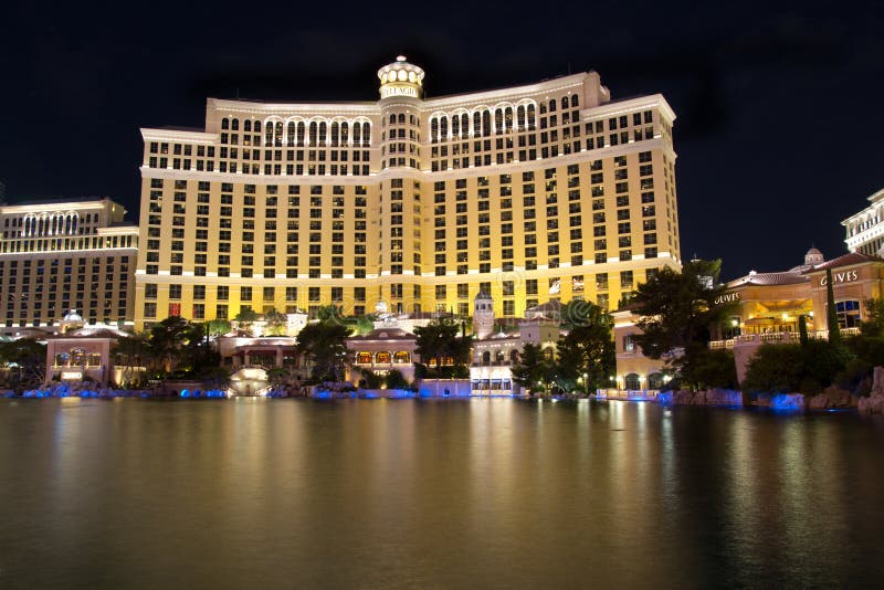 Bellagio Hotel editorial photography. Image of night - 21348467