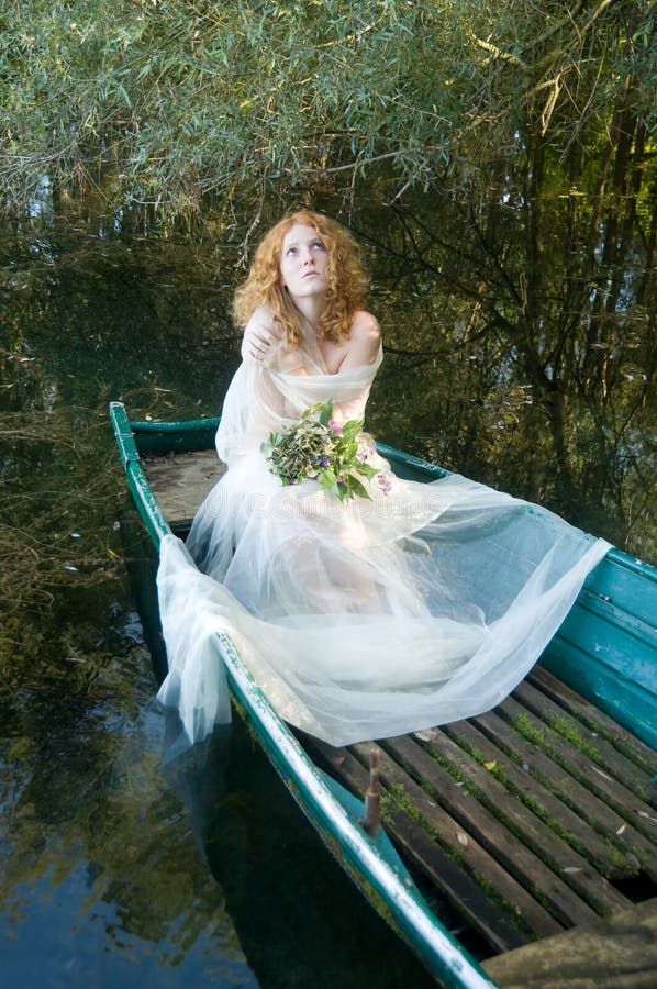 Belle Envie Sensuelle Séduisante Jeune Femme Sexy Rousse Avec Cheveux