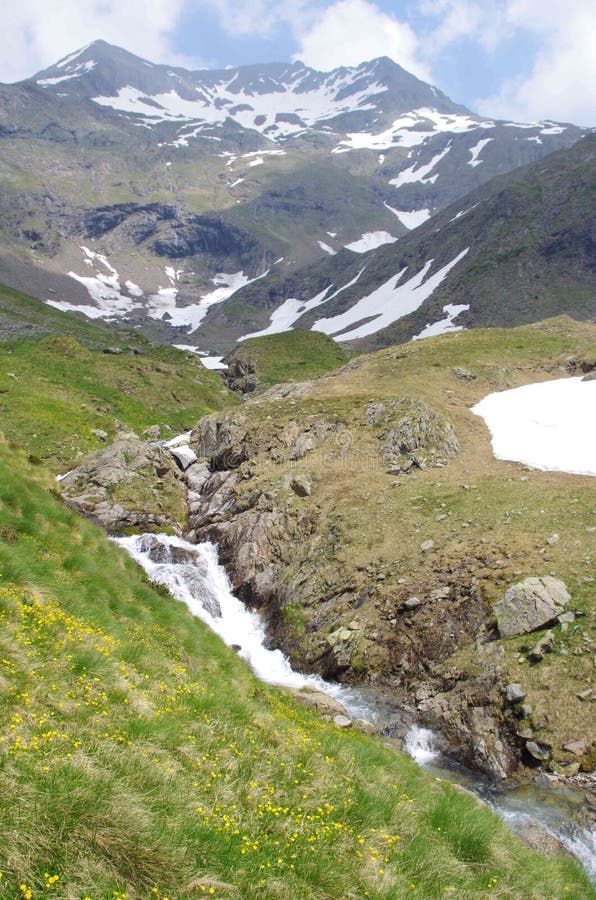 Belle Montagne - Alpi Italiane Fotografia Stock - Immagine di everest ...