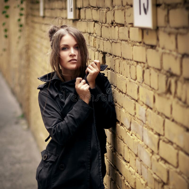 Belleza de moda natural imagen de archivo. Imagen de belleza - 38175353