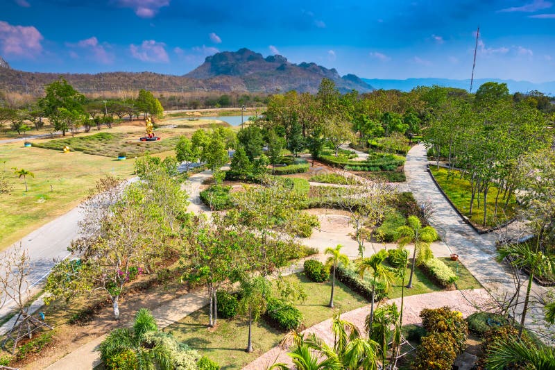 Belo Parque No Distrito De Mae Moh Imagem de Stock - Imagem de marco ...