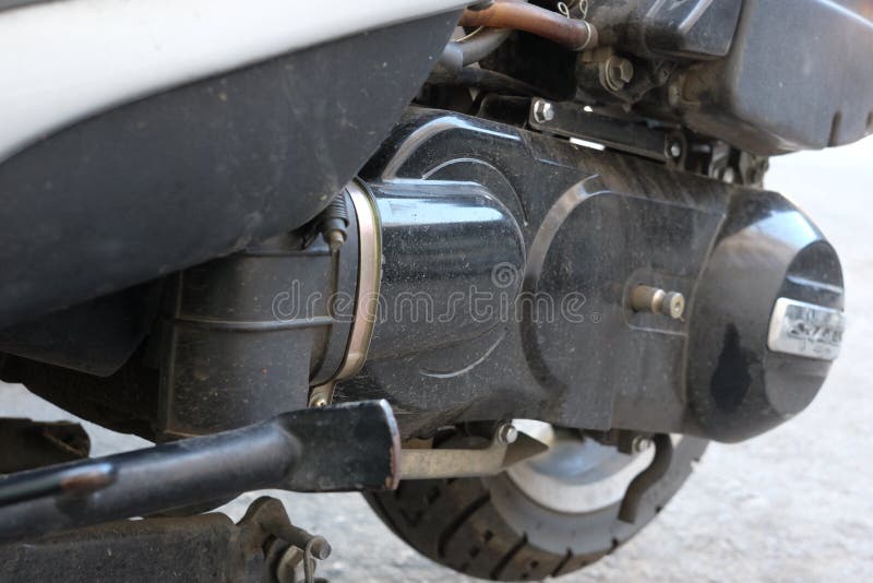 Belt Replacement Pulley Transmission on the Scooter. Continuously ...