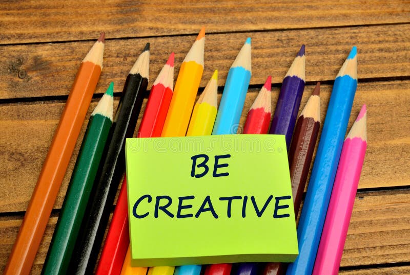 Creatief Die Woord Van Houten Kubussen Met Brievenalfabet Wordt Gemaakt ...