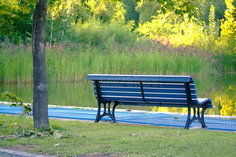 Bench stock image. Image of garden, river, flowers, parks - 292897