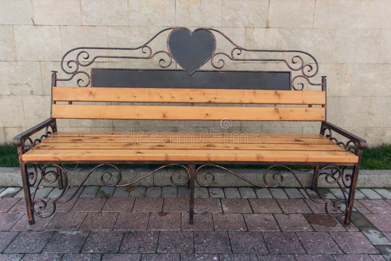 Bench with Big Heart Contour Stock Image - Image of nature, beautiful ...