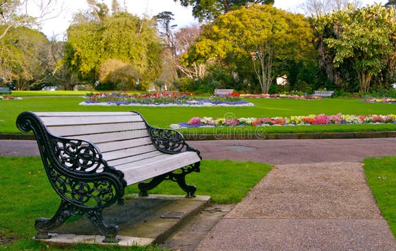 6,439 Beautiful Garden Bench Lawn Trees Stock Photos - Free & Royalty ...