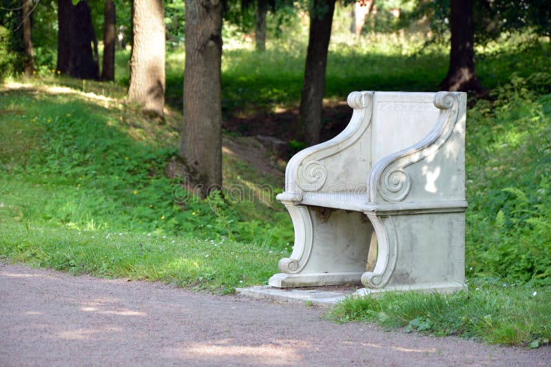 Bench in the Royal Park stock image. Image of bench, summer - 32262303