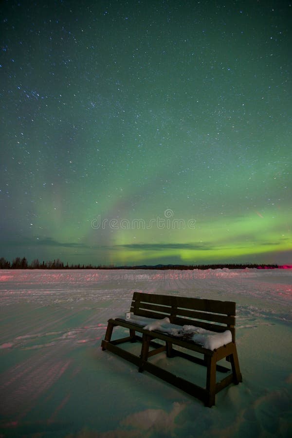 Bench Under Northern Lights Stock Image - Image of beauty, frozen: 17431757
