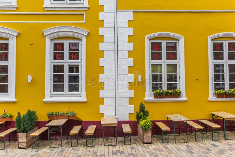 Yellow Cab Restaurant Interior in Quezon City, Philippines Editorial ...