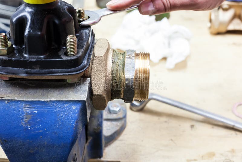 Bench-lift with Coupling for Water Stock Image - Image of steel, hair ...
