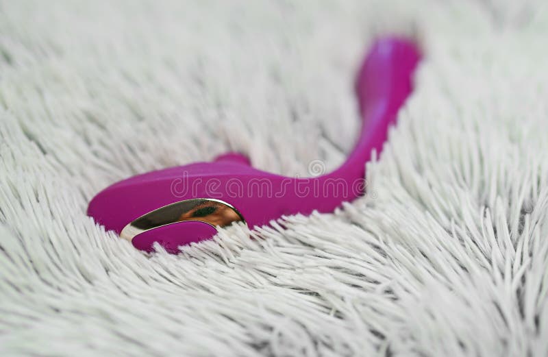 Bendable Pulse Vibrating G-spot Stimulator Stock Photo - Image of penis ...