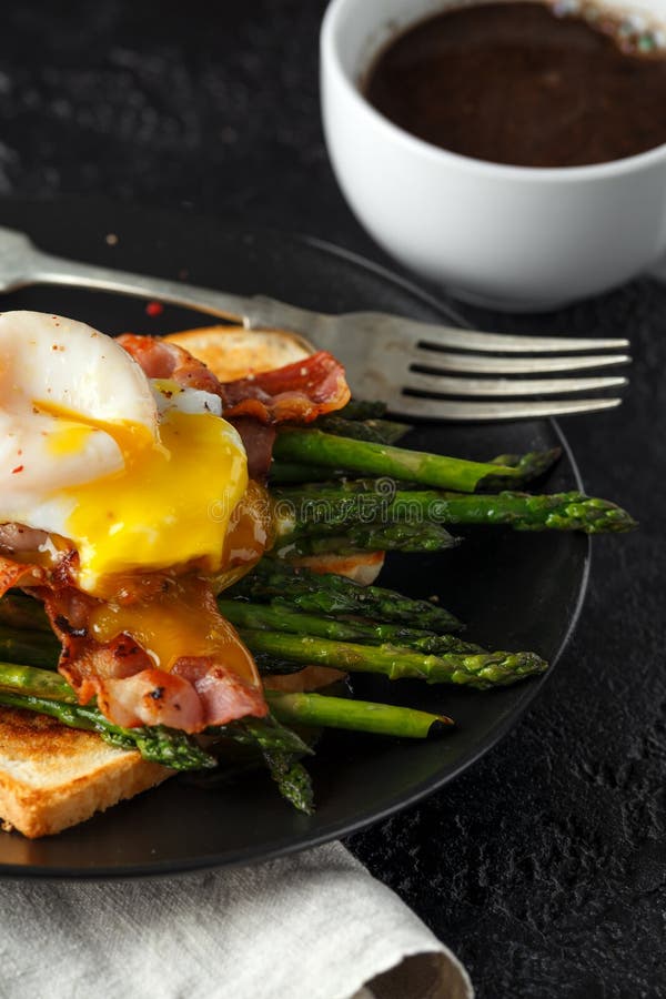 Benedict Poached Duck Egg with Crispy Bacon and Fried Asparagus on ...