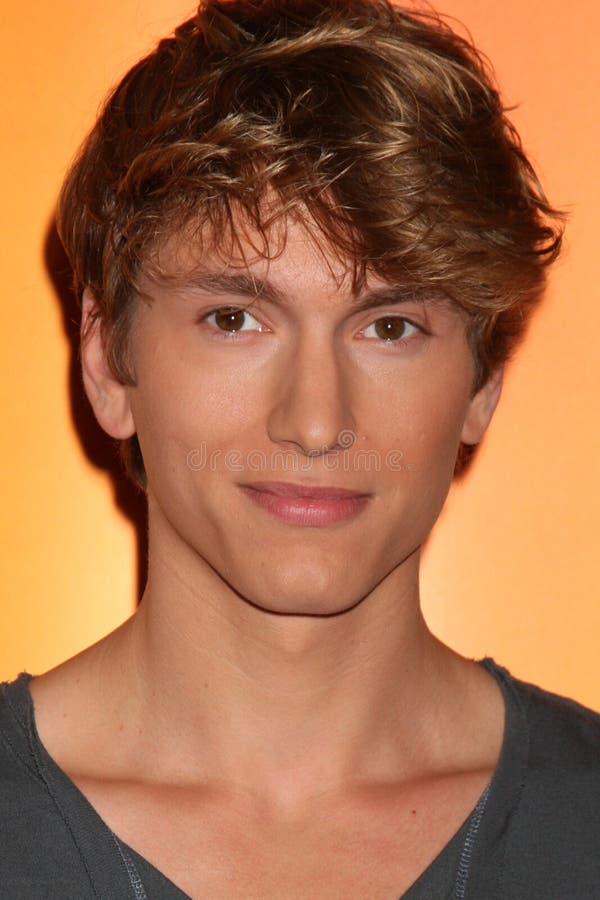 Benjamin Stone editorial photo. Image of hilton, arriving - 23343386