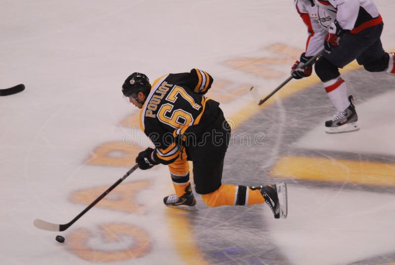 Benoit Pouliot Boston Bruins Editorial Photography - Image of pouliot ...