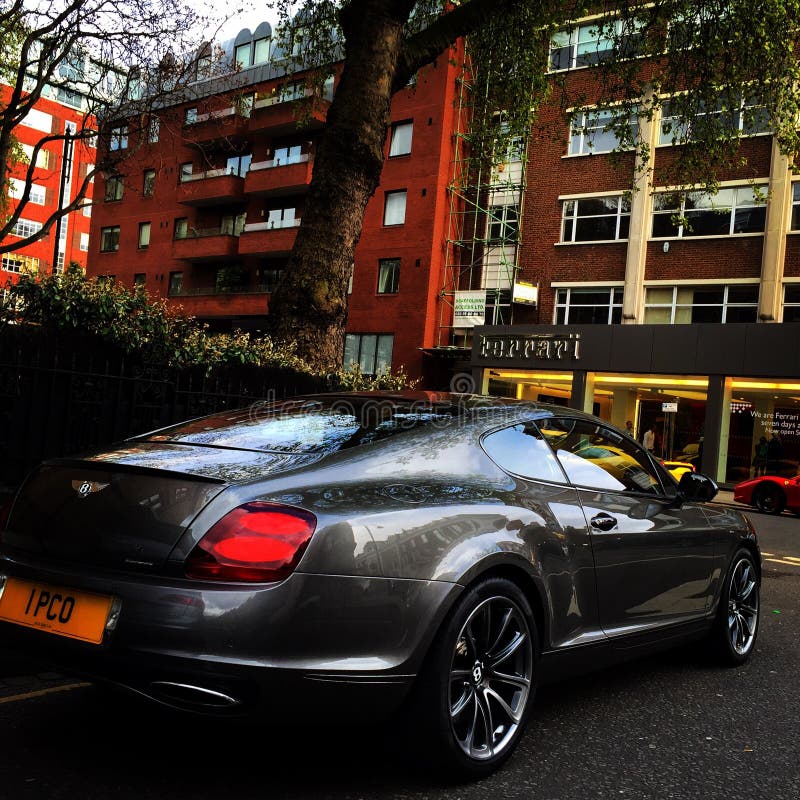 Bentley Continental SS in London Editorial Image - Image of hrowen ...