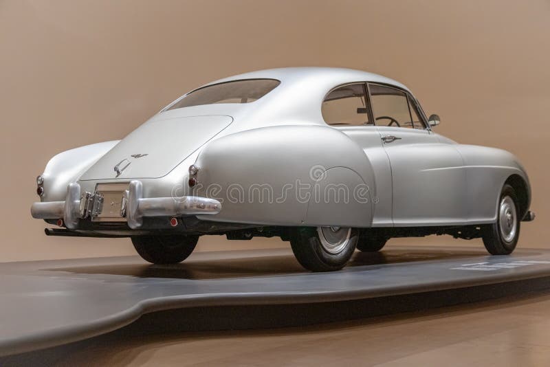 1953 Bentley R-Type Continental Editorial Photo - Image of history ...