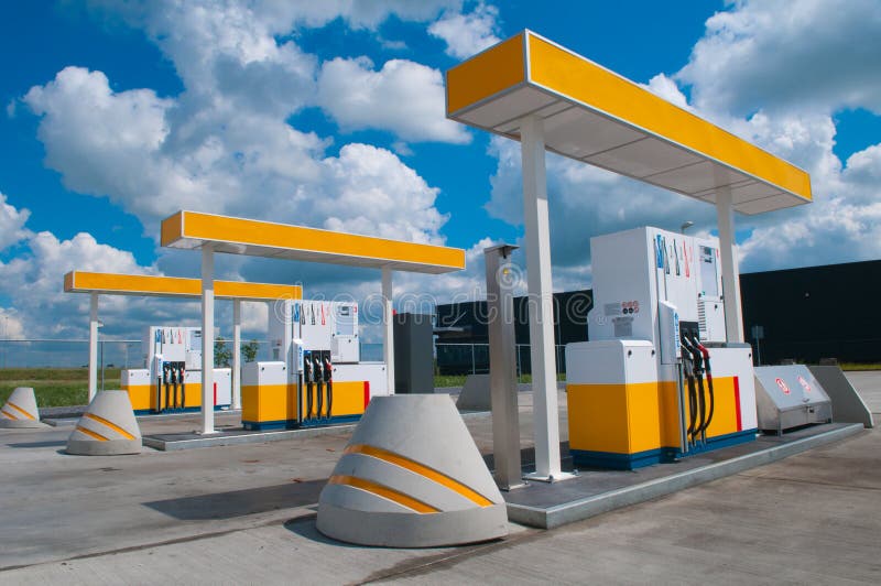 Benzinestation Bij De Fabrieks Elektronische Terminal Van De ...