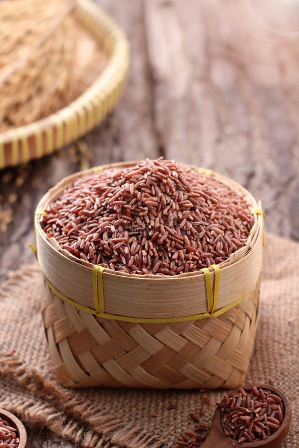 Beras merah stock image. Image of brown, bamboo, dessert - 259061927