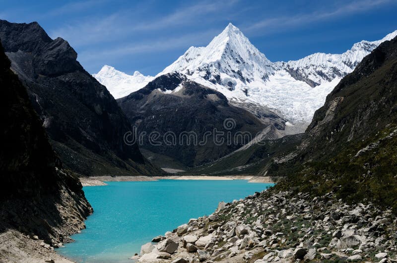 Berg peru fotografering för bildbyråer. Bild av utomhus - 61813959