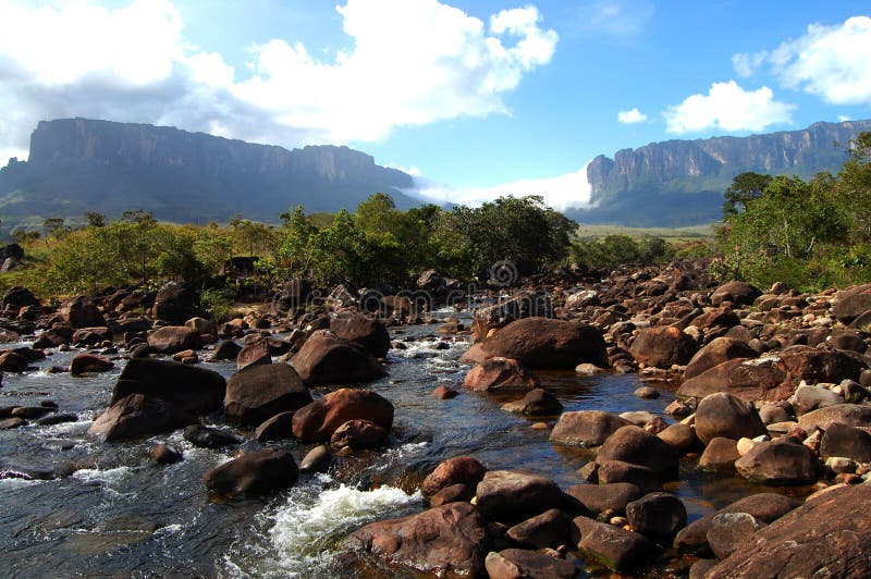 Berg Roraima - Venezuela stockbild. Bild von flach, abgefressen - 90068609